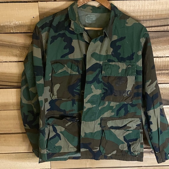 Vintage | Jackets & Coats | Vintage Usmc Woodland Camouflage Hot ...